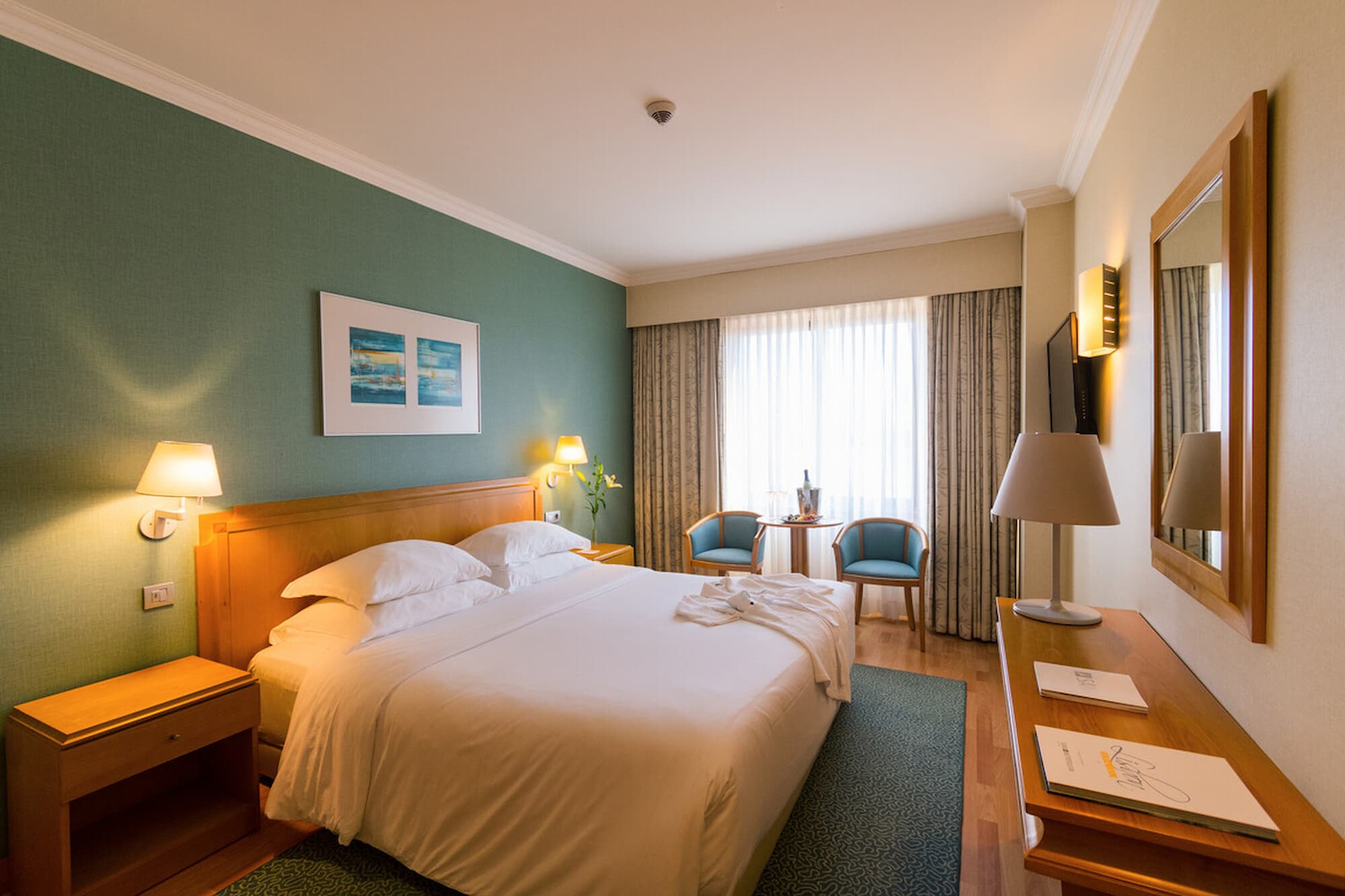 Photo Gallery | SANA Metropolitan Hotel